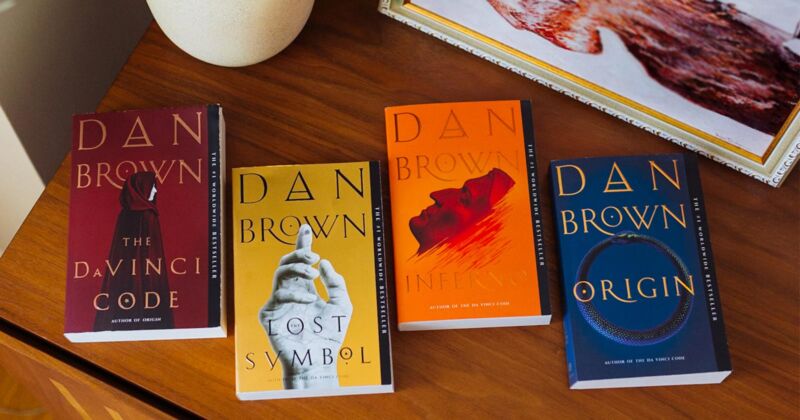 The Official Website of Dan Brown