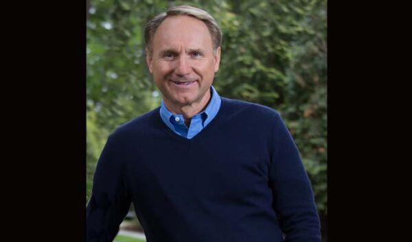 About the Author | Dan Brown Official Website