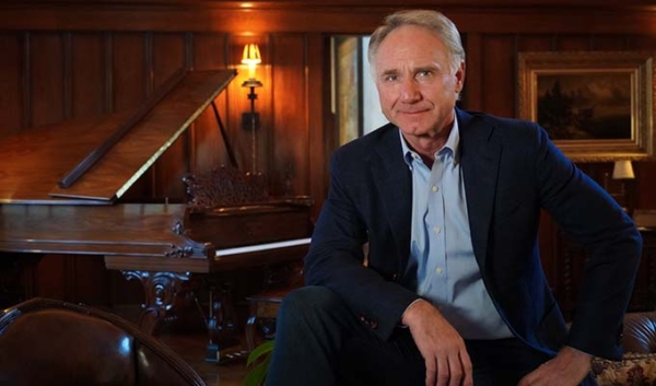 About the Author | Dan Brown Official Website
